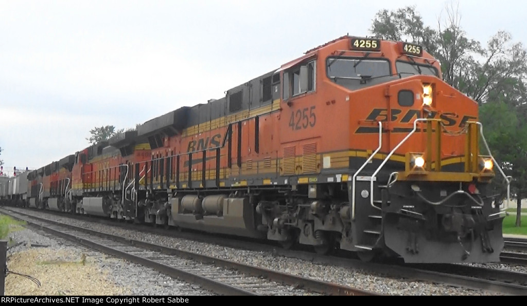 BNSF 4255